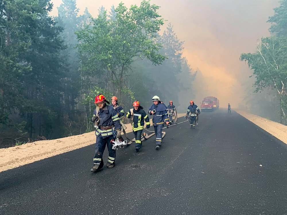 Kebakaran hutan korban 6 nyawa - UTUSAN SARAWAK