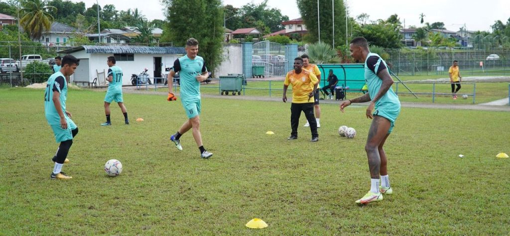 KCFC ‘idam’ Liga Super 2023 - UTUSAN SARAWAK