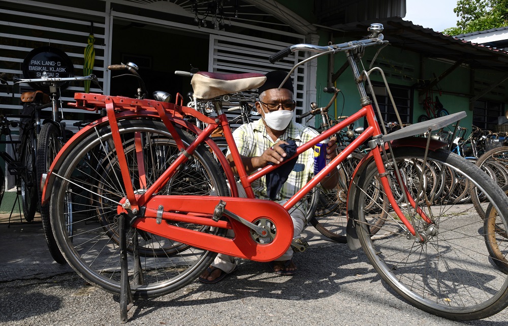 Pak Lang G miliki lebih 40 koleksi basikal klasik - UTUSAN SARAWAK