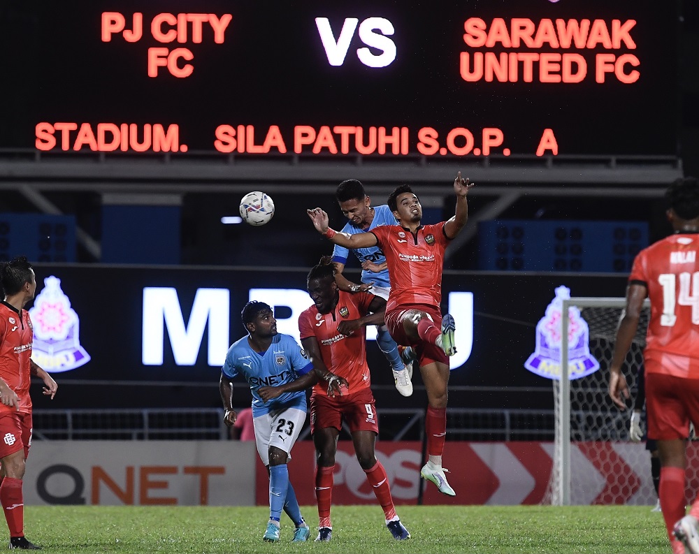 Tiga mata pertama diraih - UTUSAN SARAWAK