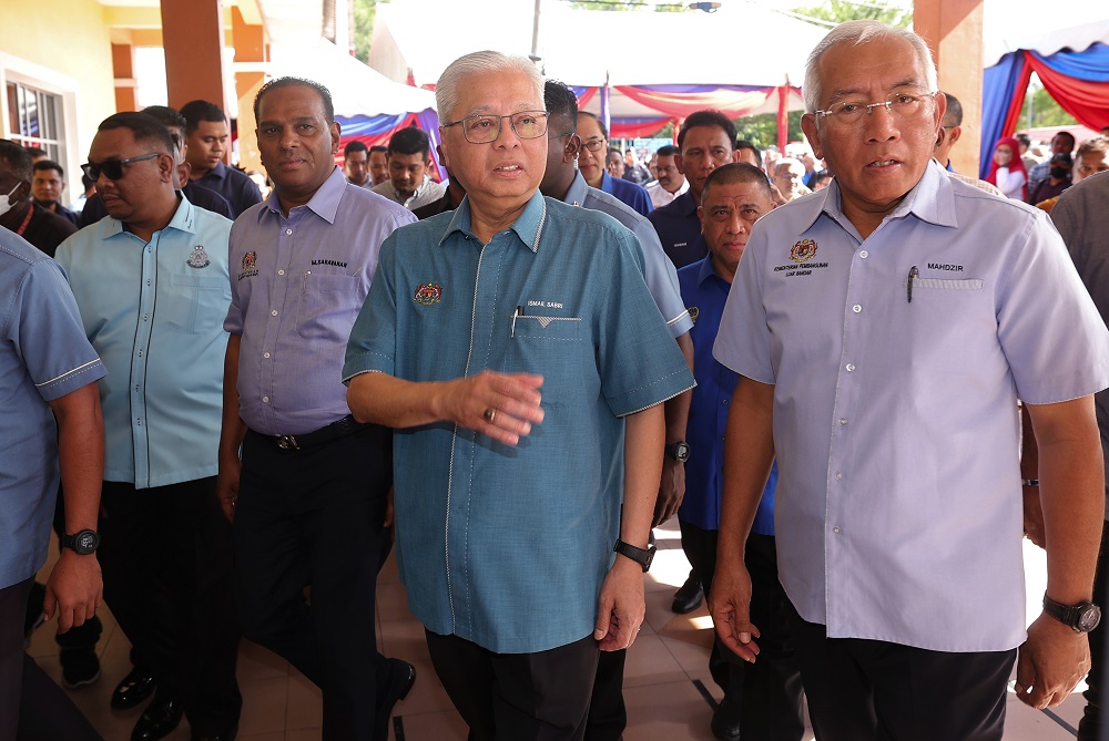 Kerajaan setuju hapus hutang peserta FELCRA - UTUSAN SARAWAK Kerajaan setuju hapus hutang peserta FELCRA - UTUSAN SARAWAK