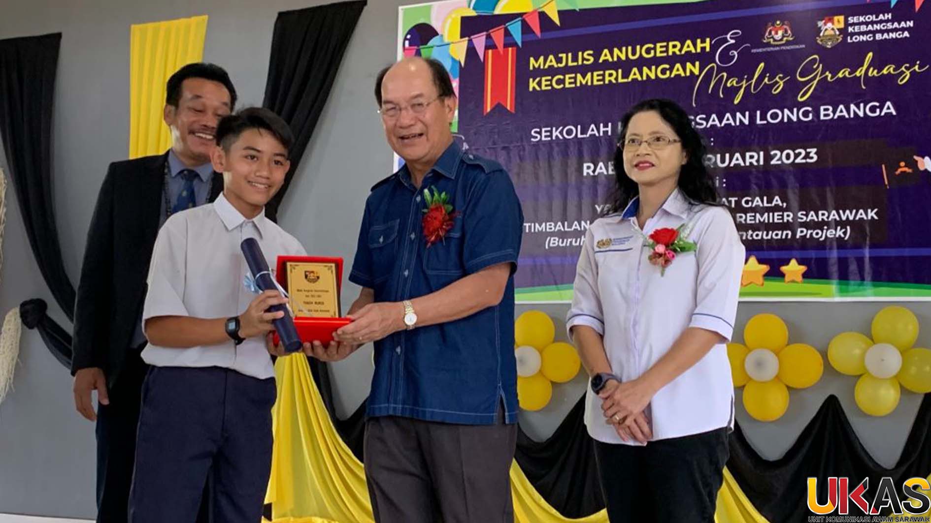 Kerajaan Sarawak peruntukkan RM400,000 baiki sekolah di Mulu - UTUSAN ...